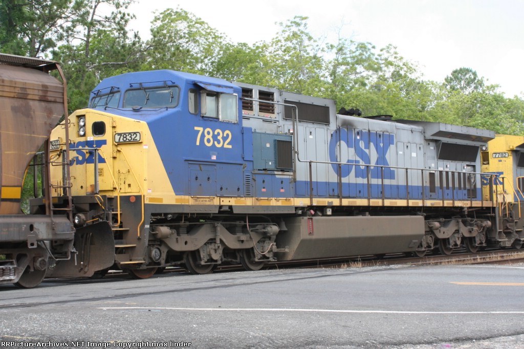 CSX 7832